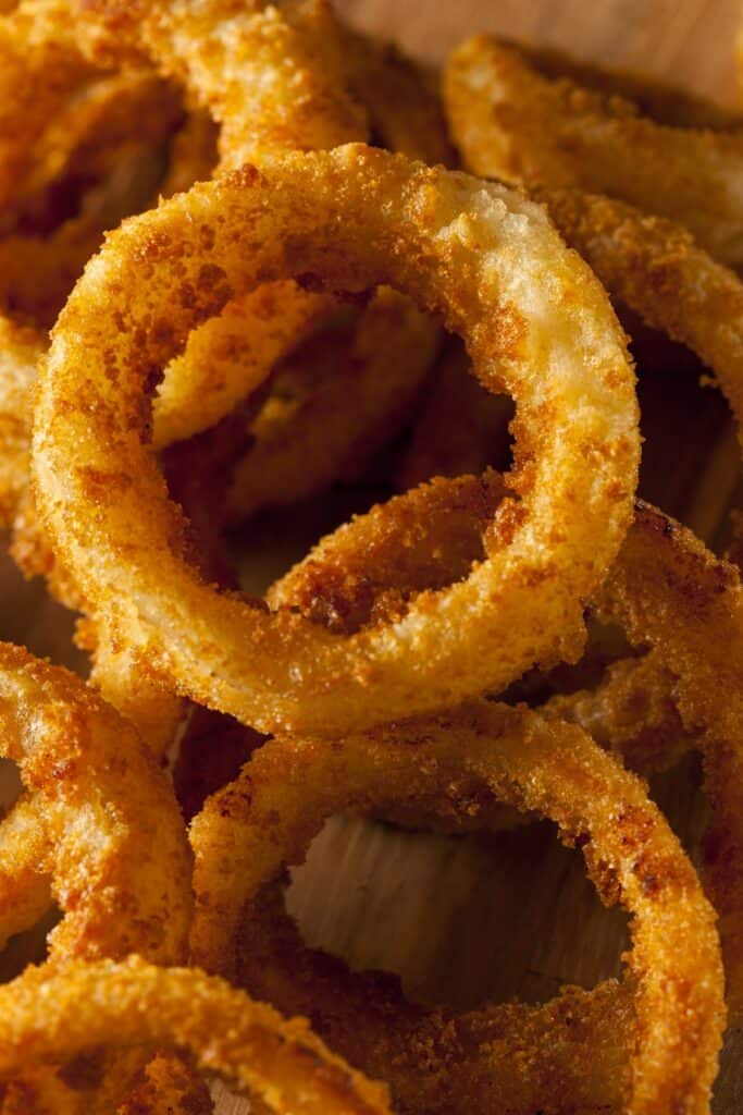 Easy Onion Rings | Camila Made