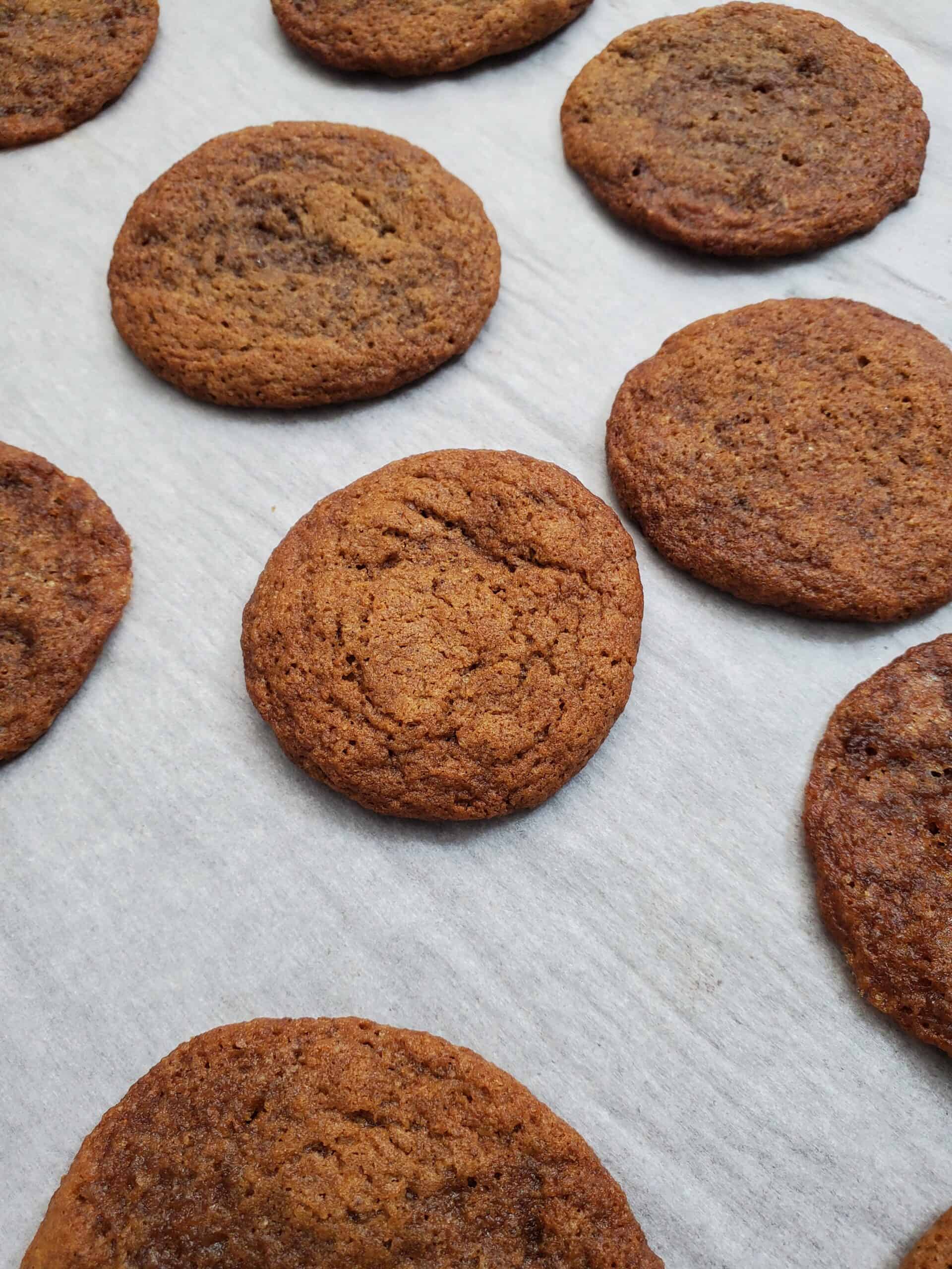 Molasses Cookies: A Traditional Christmas Treat! - Camila Made