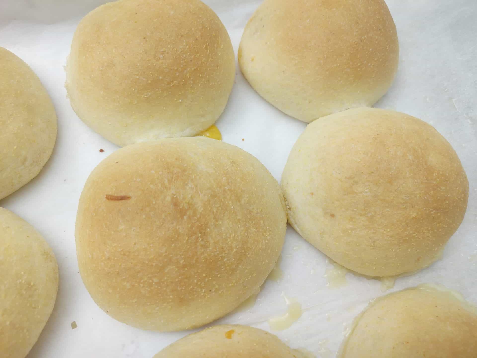 Cheese Stuffed Cornmeal Dinner Rolls | Pan de Maiz con Queso - Camila Made