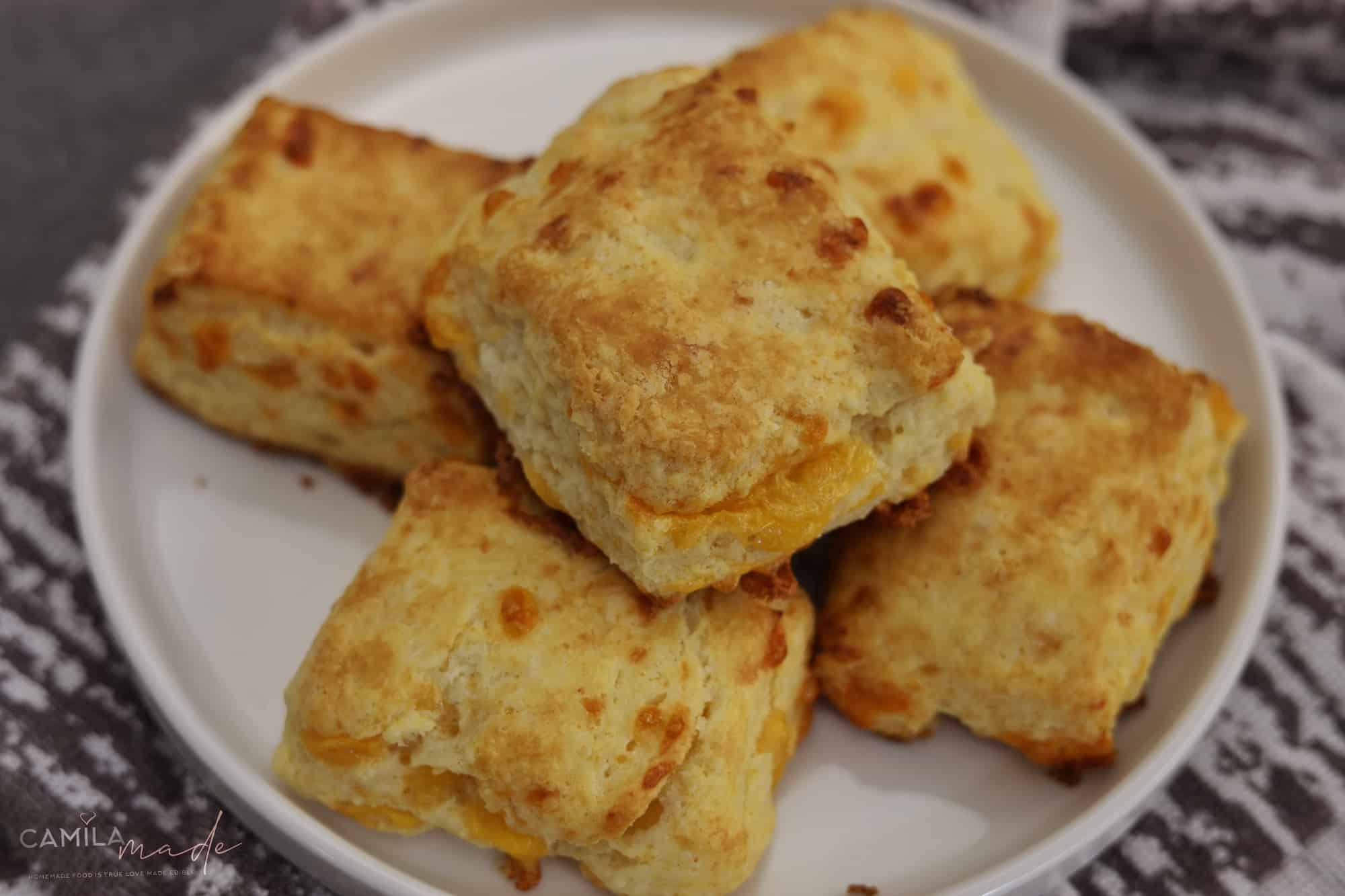Cheddar Biscuits: The Best Way To Start Your Day! | Camila Made