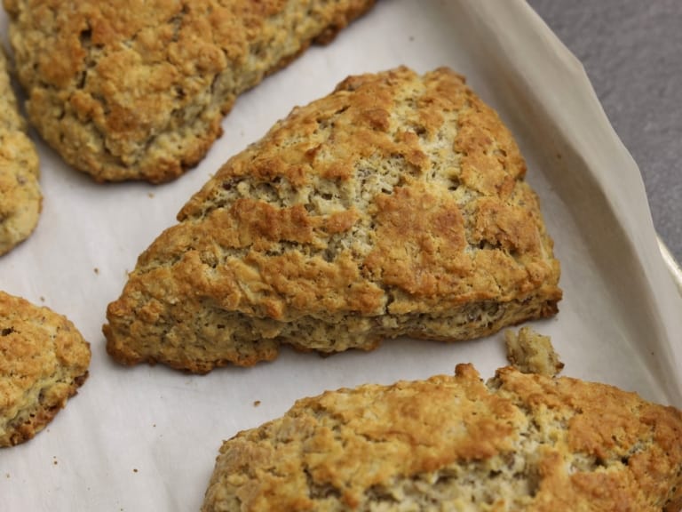 Healthy Scones - Camila Made