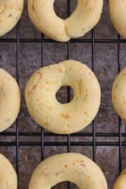 Easy Chipa Pirú: Crunchy Paraguayan Chipitas | Camila Made