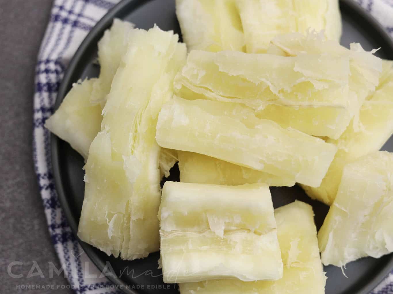 Yuca Hervida (Boiled Yuca) - Camila Made
